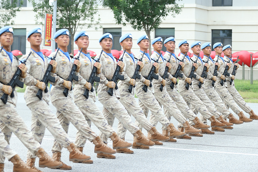 China Holds Final Rehearsal For V-Day Parade - CHINA MINUTES