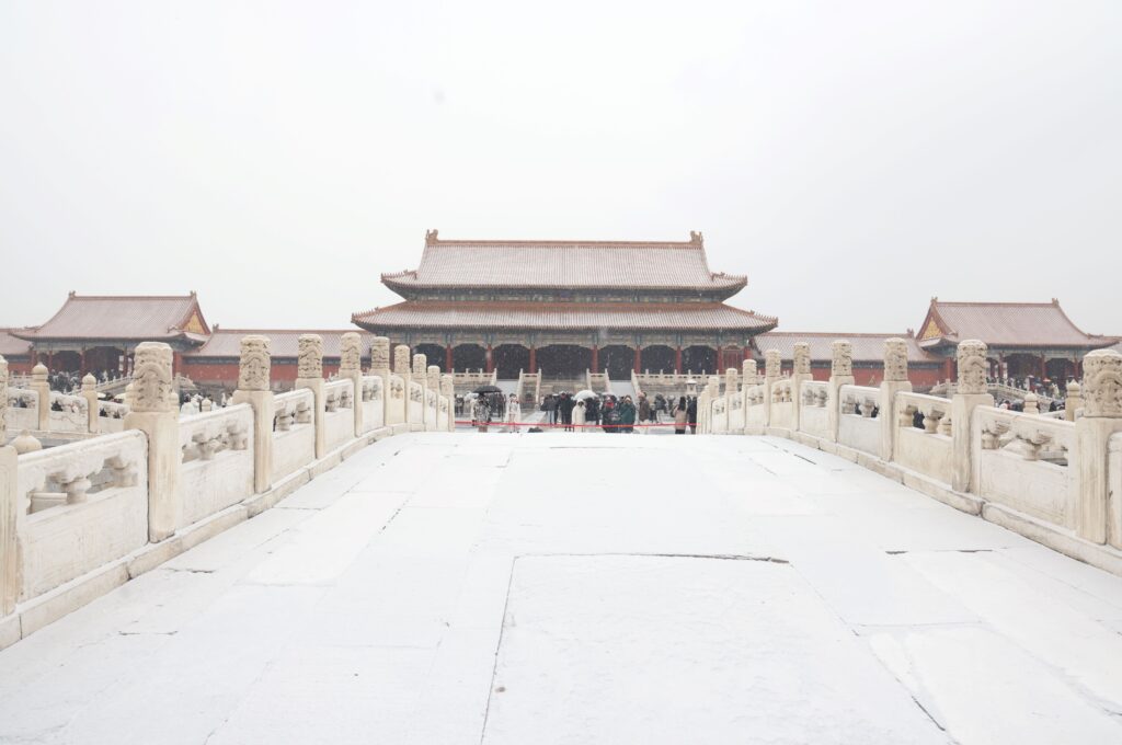 Beijing’s Forbidden City Transformed by Its First Snow - CHINA MINUTES