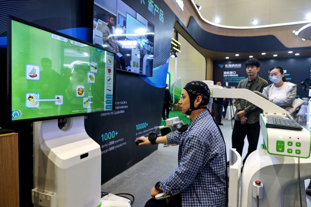 China Starts Clinical Trial of 128-Channel Brain-Computer Interface